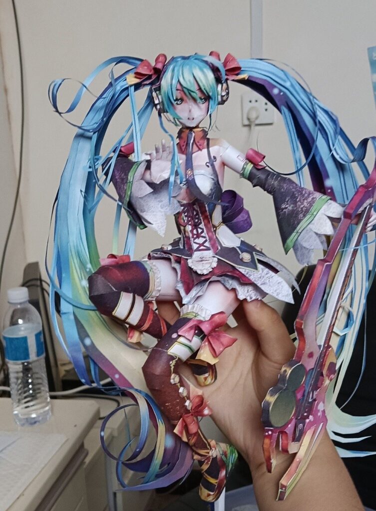 Virtual Pop Star Hatsune Miku Papercraft